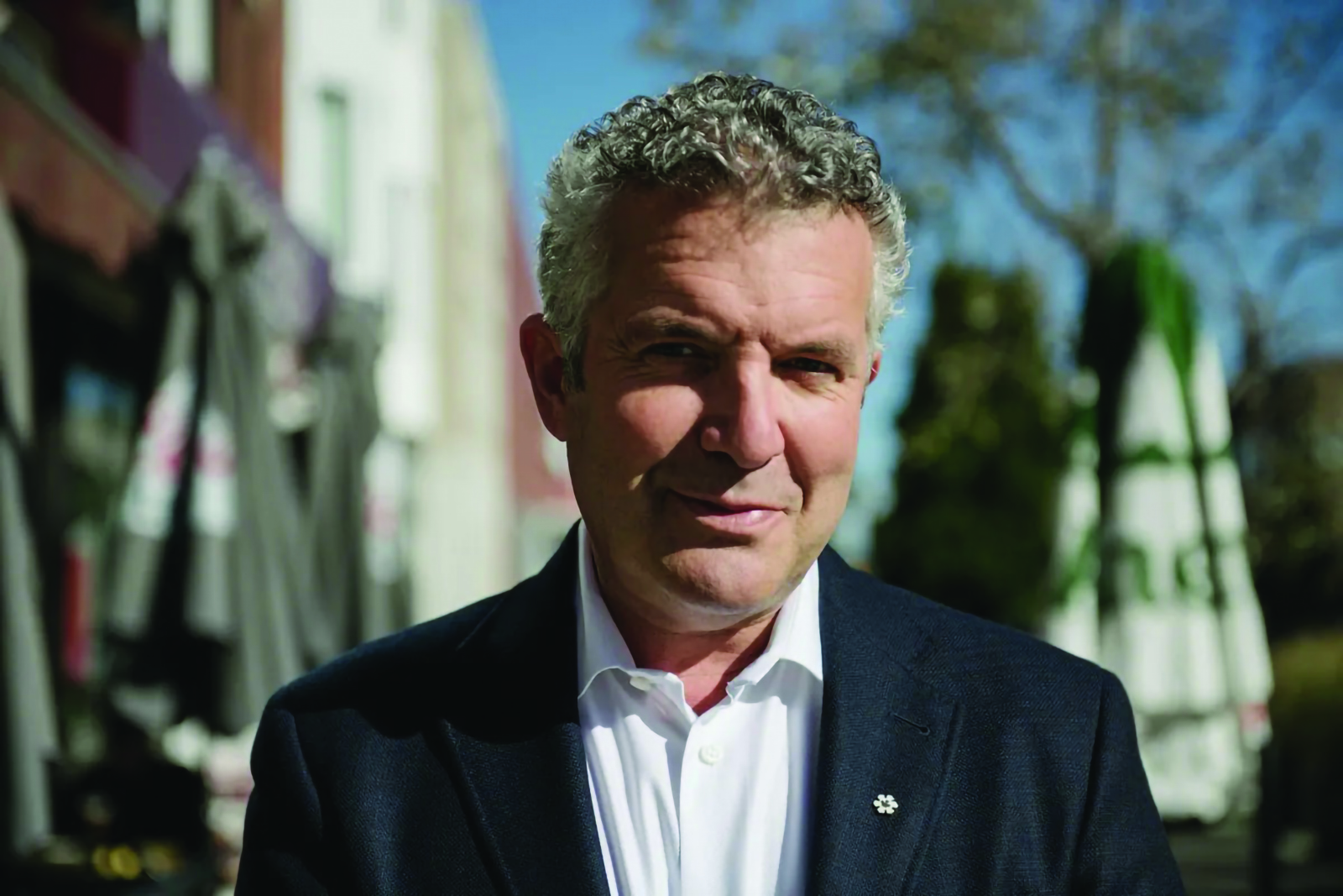 ARTIST SPOTLIGHT | Shed Talk with Rick Mercer – Newfoundland Herald